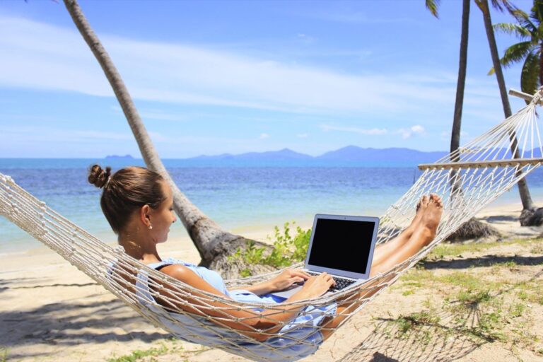 Digital Nomad: Gaya Hidup Modern Di Era Digital